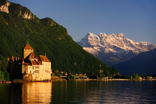 Lake Geneva - Beautiful places. Best places in the world. Shut up and ...